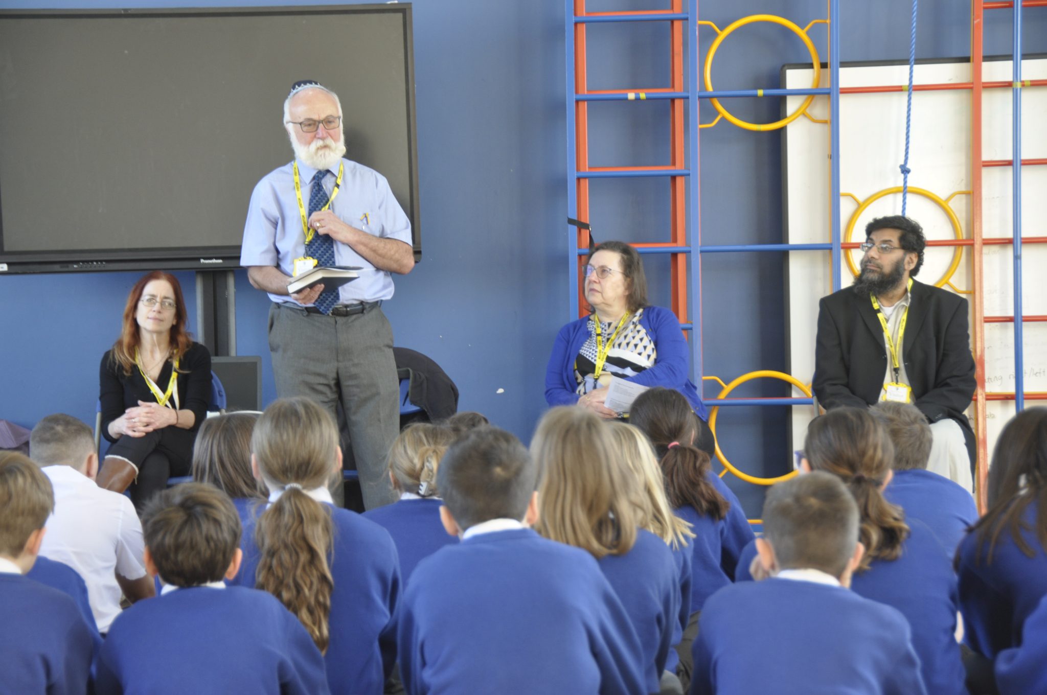 Ellesmere Primary School plant cherry tree in remembrance of the ...